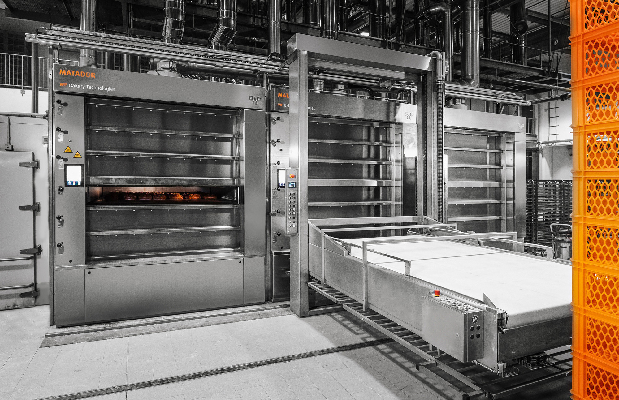 Loading & unloading deck ovens | WP Bakery Technologies